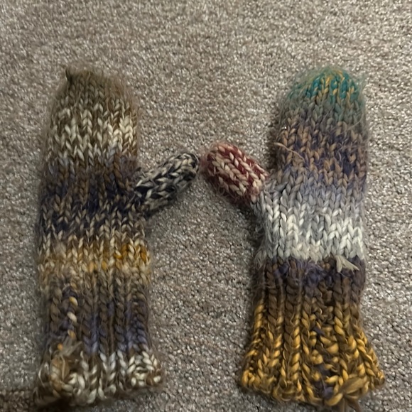 Accessories | Mittens | Poshmark
